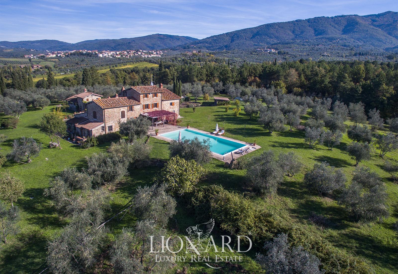 Magnificent Rustic Farmstead For Sale In Florence | Lionard