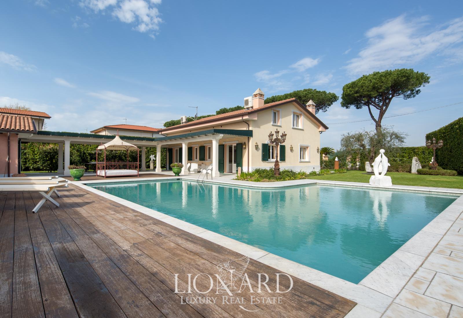 Villa By The Sea In Pietrasanta | Lionard