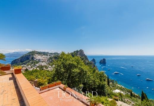 Villa With A Panoramic View For Sale By Capri's Sea | Lionard