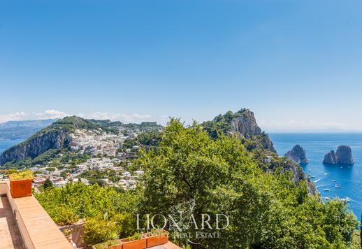 Villa With A Panoramic View For Sale By Capri's Sea | Lionard