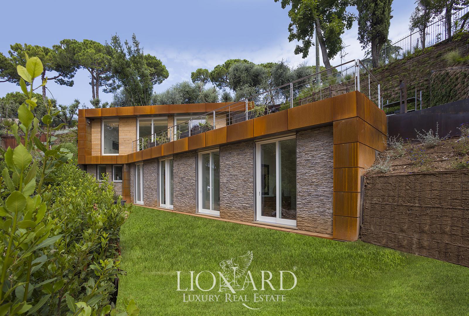 Stunning Villa For Sale On The Shores Of Lake Garda | Lionard