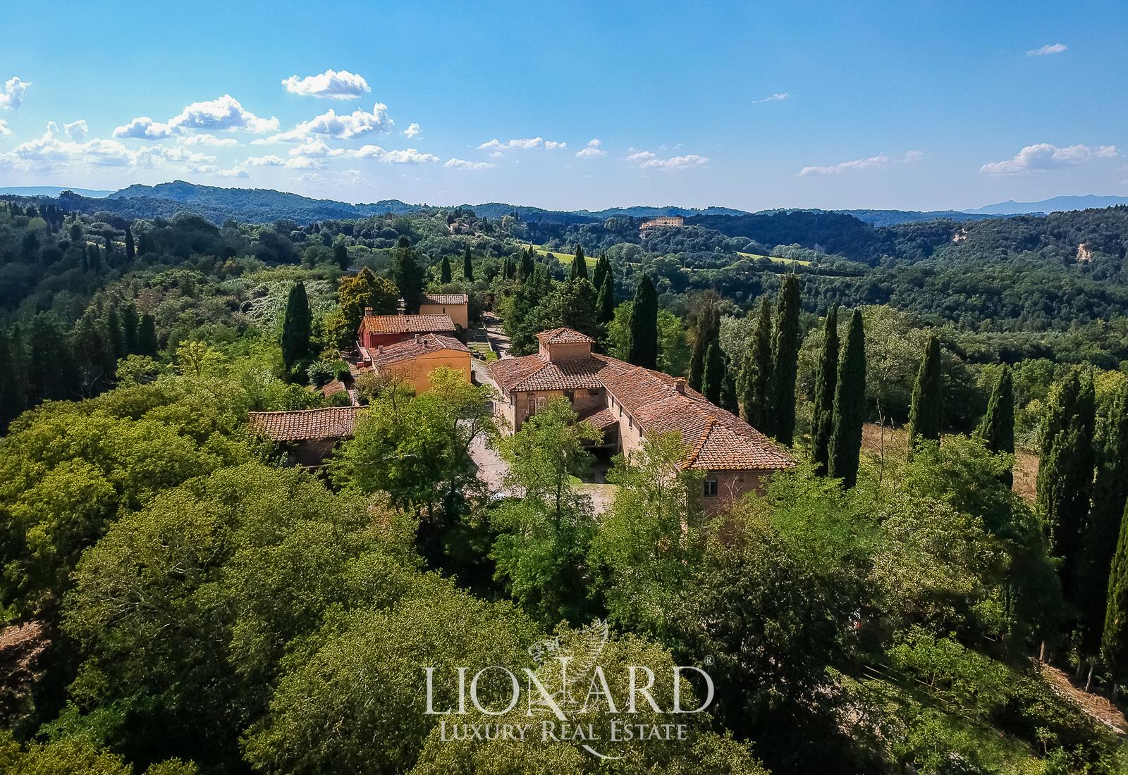 Tuscan Estate For Sale Between Florence, Pisa And Siena | Lionard