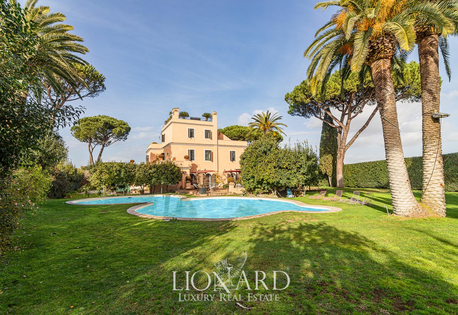 Wonderful Villa With Pool In Rome | Lionard