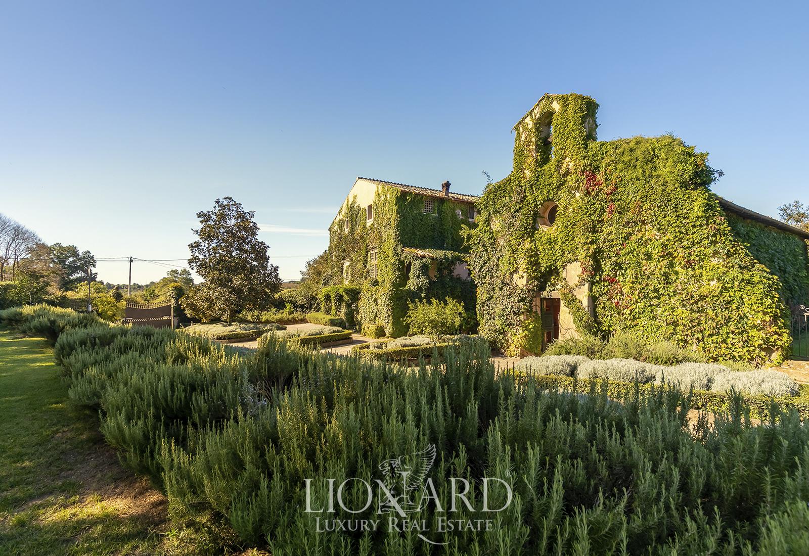 Luxurious Historical Estate With A Park And Pool In Viterbo | Lionard