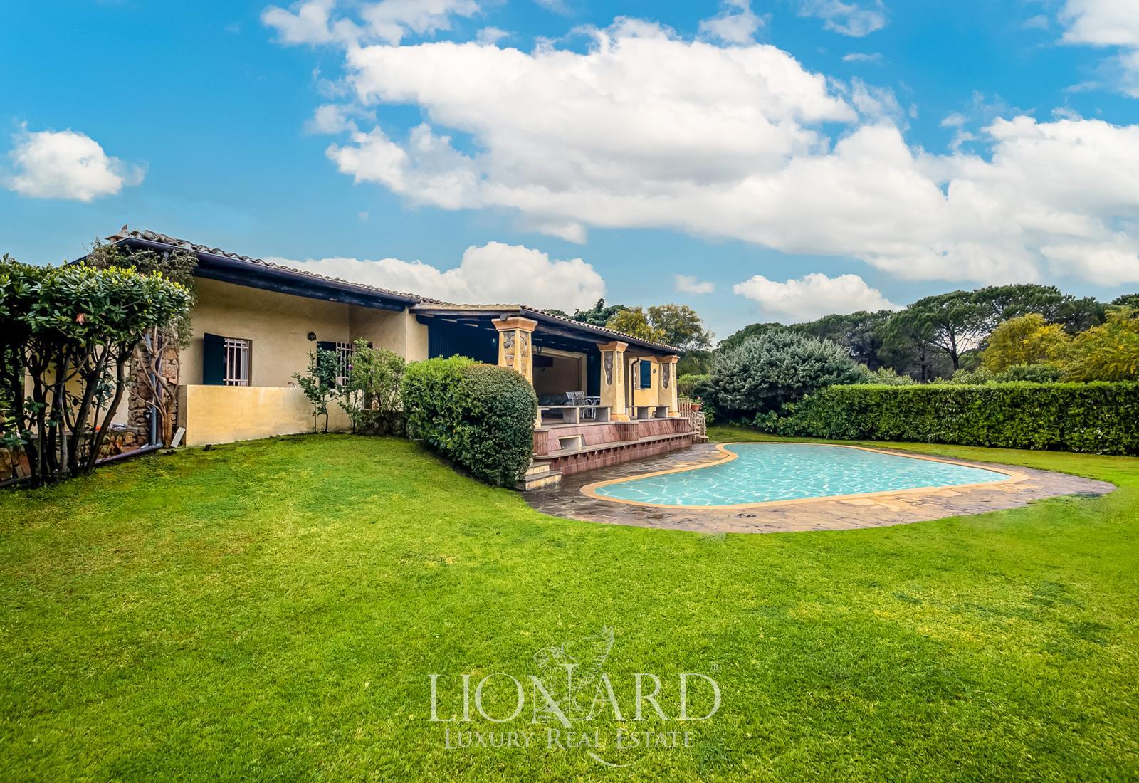 Villa Di Lusso Con Piscina In Vendita A Baja Sardinia | Lionard