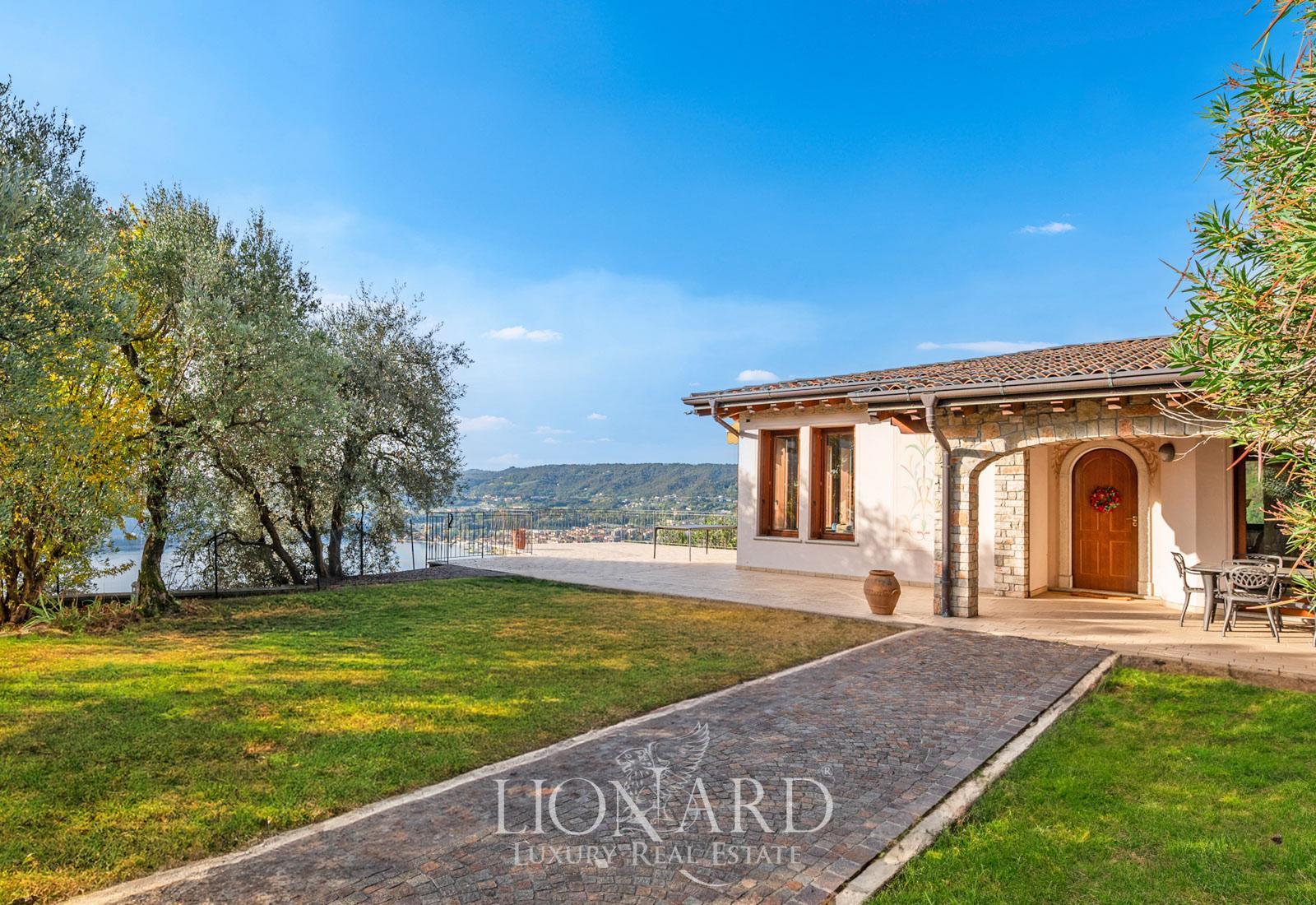 Panorámás Villa Eladó A Garda-tó Mellett | Lionard