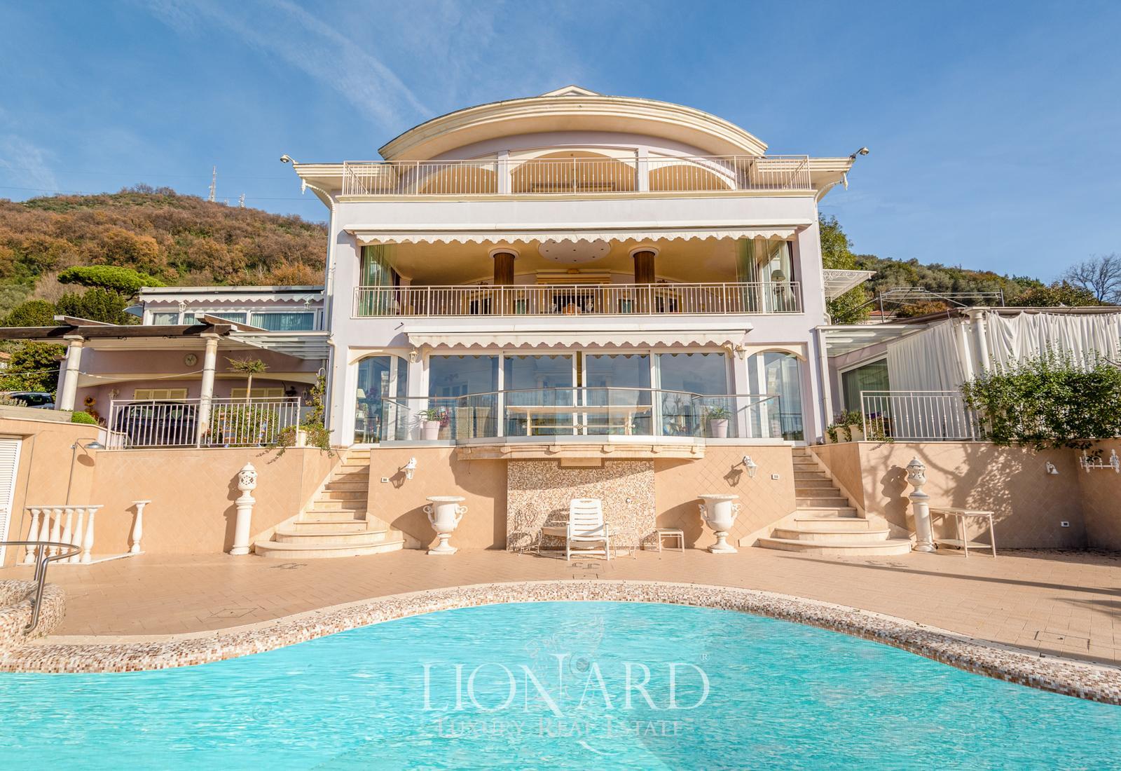 Rococò Country Villa With A View Of The Sea For Sale In Carrara | Lionard