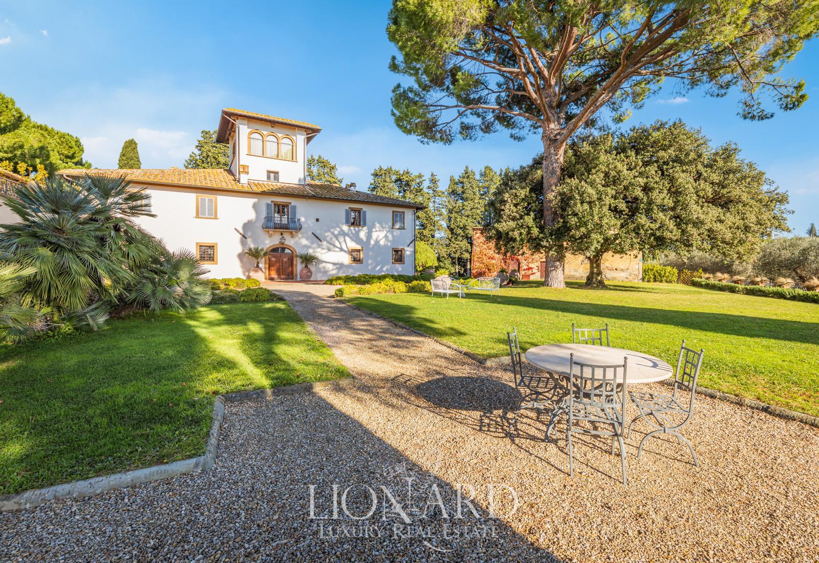 Exclusive Panoramic Estate Overlooking Florence's Hills | Lionard