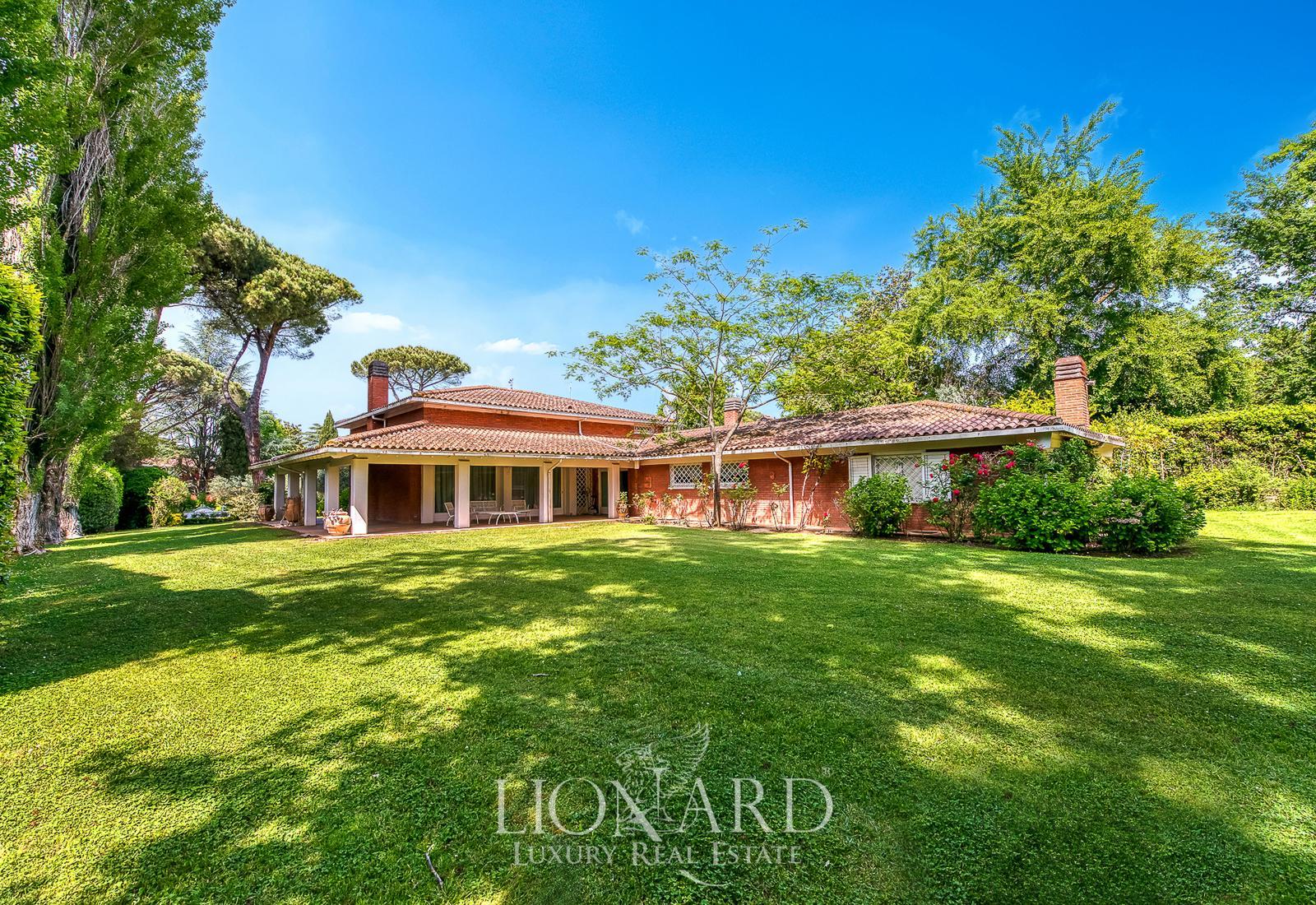 Luxury Villa For Sale In The Exclusive Olgiata District In Rome | Lionard