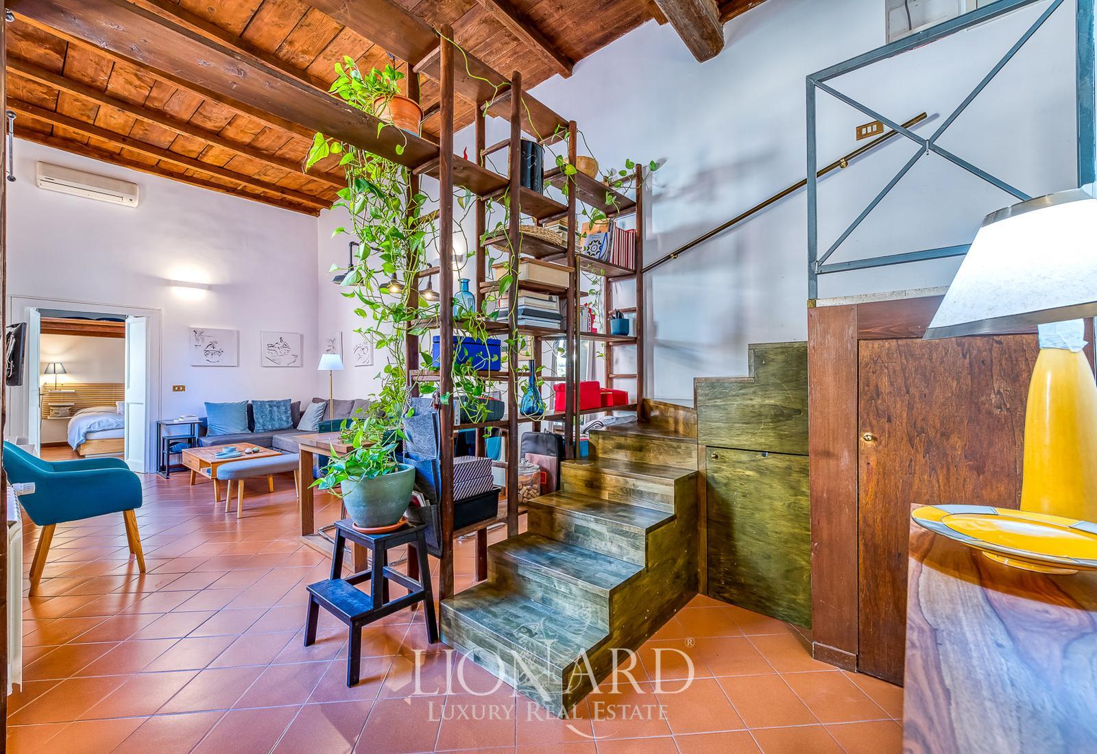 Elegant, Renovated Apartment With Terraces In Central Rome | Lionard