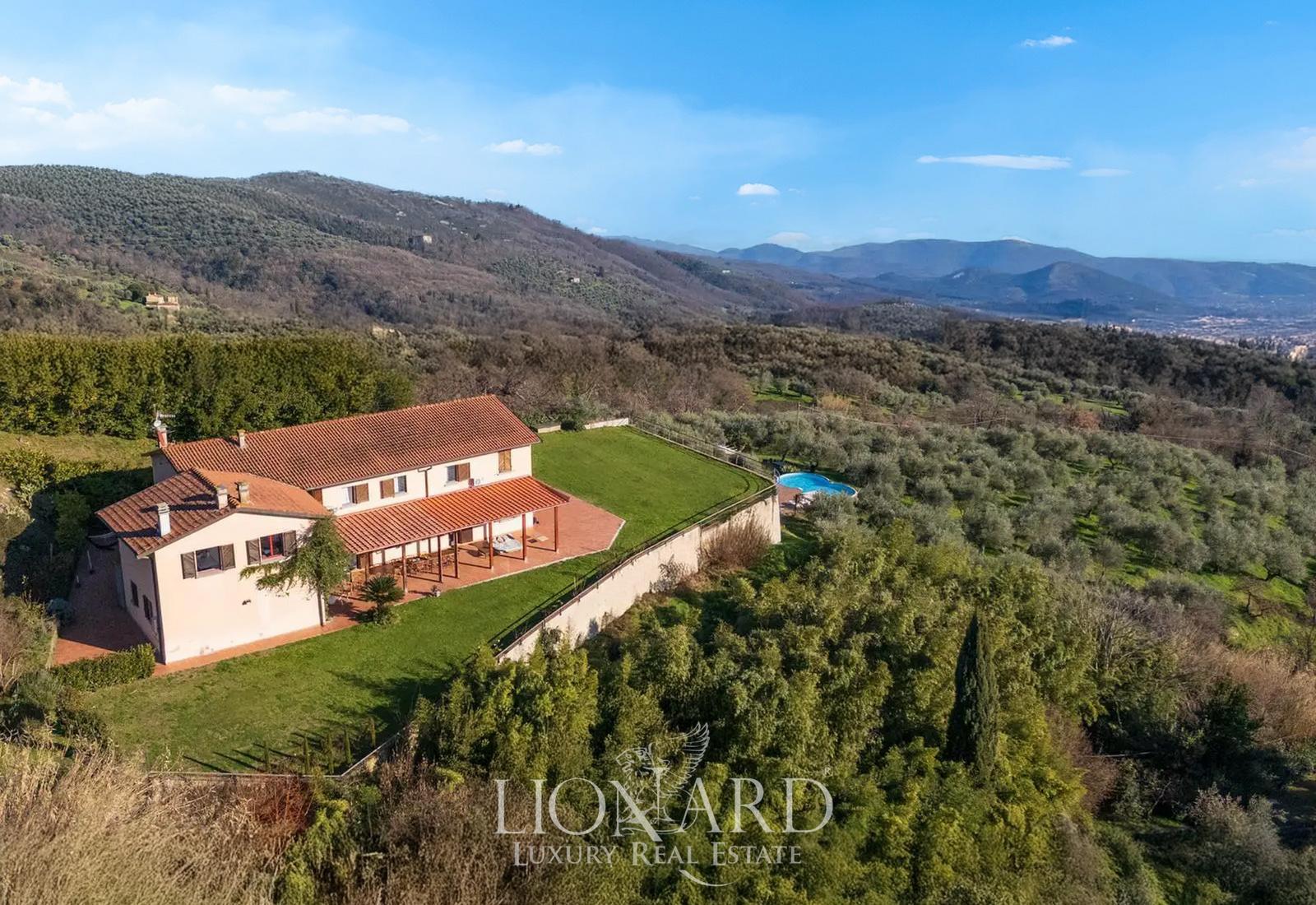 Elegante Villa Panoramica Con Piscina Nella Campagna Toscana | Lionard