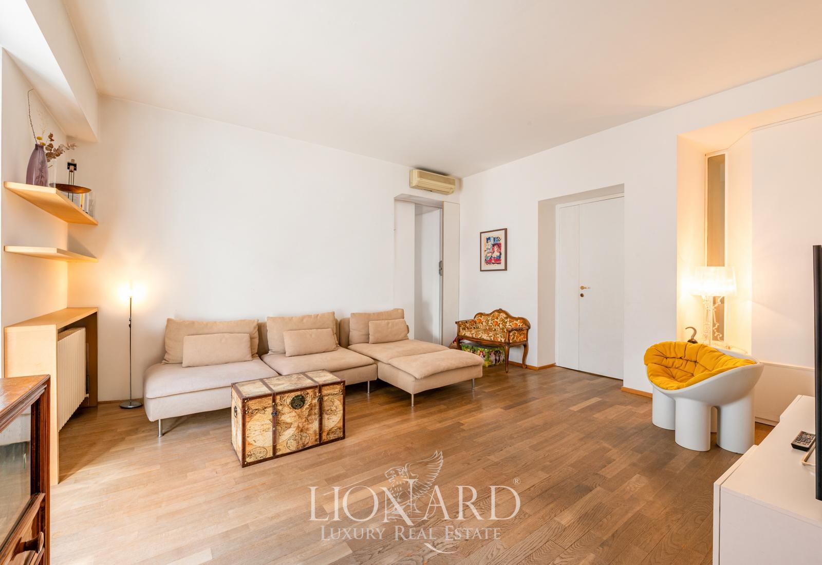 Appartement À Deux Niveaux Avec Terrasse À Milan | Lionard