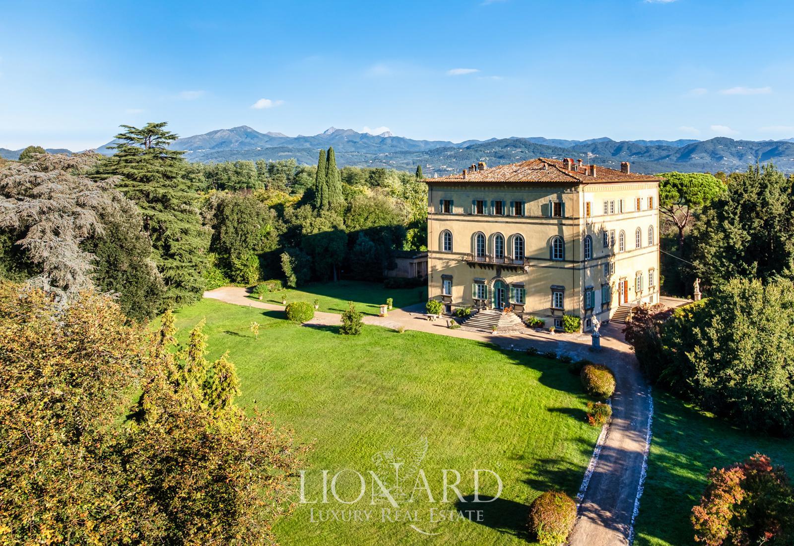 16th-century Villa With Frescoes And Centuries-old Park In Lucca | Lionard