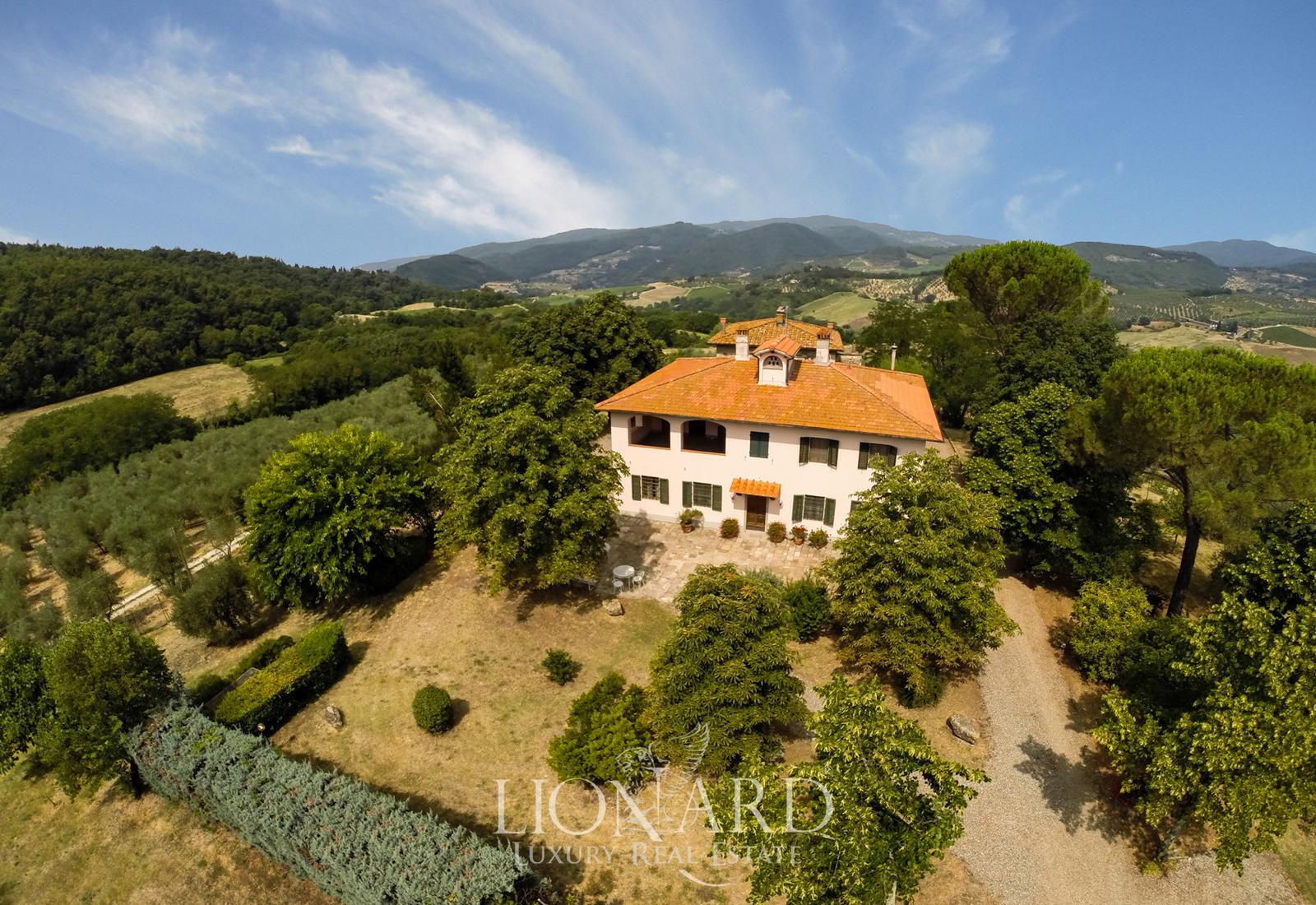Luxury Villa For Sale In Florentine Chianti | Lionard